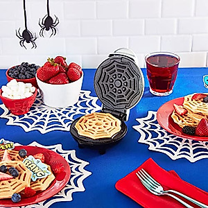 SPIDERWEB MINI WAFFLE MAKER (White)