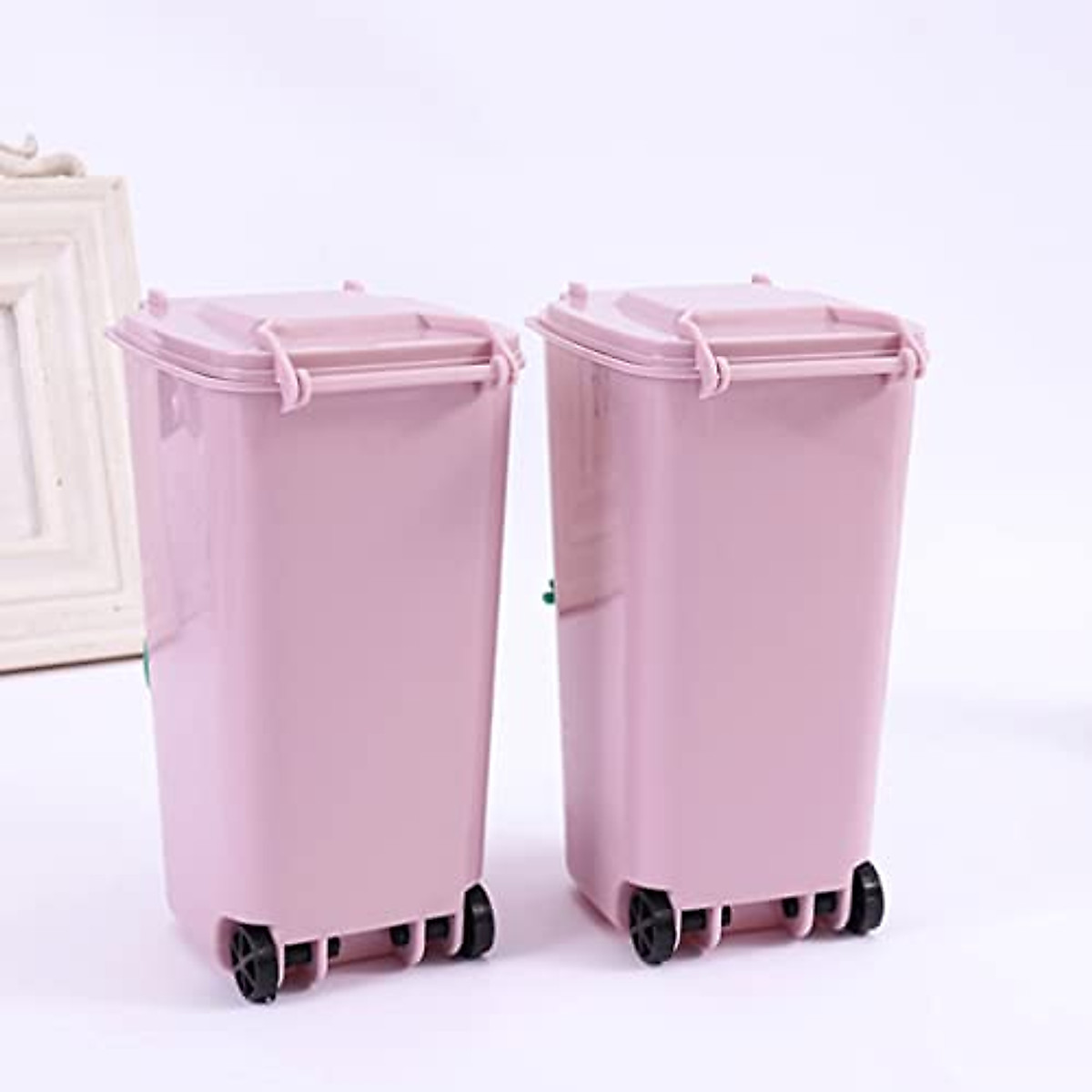 ULTECHNOVO Recycle Bin Small Trash Can with Lid, 2pcs Plastic Mini Wastebasket with Avocado Pattern for Home Office Kitchen Vanity Bedroom Bathroom and Funny Gift Garbage Truck