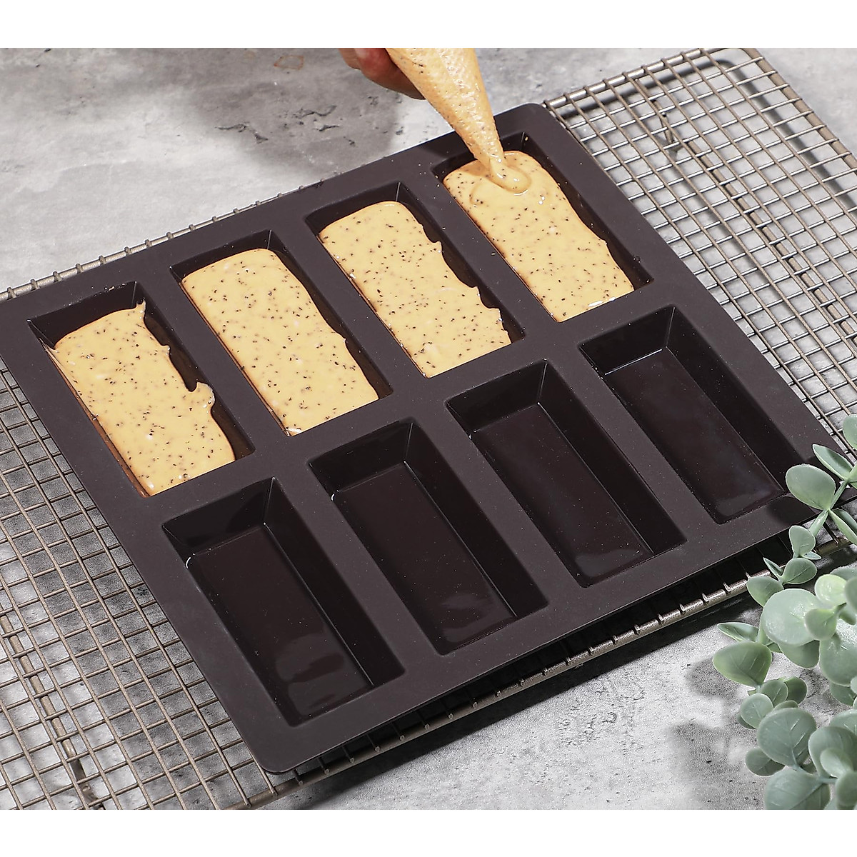 Webake Financier Cake Pan, 8 Cavity Silicone Financier Mold Non Stick Muffin Pan for Biscuits Cookies Bakeware for Oven Baking (2 PCS)