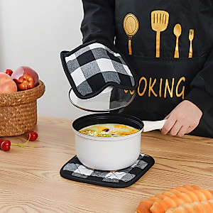 6 Pieces 100% Cotton potholders for Kitchens ， Heat Resistant with Pocket for Easy Grip. (Black Plaid)
