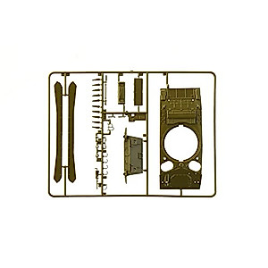 Italeri 6587 M-24 Chaffe Korean War, 1:35 Scale Plastic Model Kit, Plastic Model Assembly, Model Making, Military Vehicles, Green