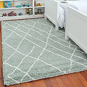 Rugs.com Soft Touch Shag Collection Area Rug – 2x3 Sage Green Shag Rug Perfect for Entryways, Kitchens, Breakfast Nooks, Accent Pieces