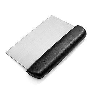 New Star Foodservice 36091 Plastic Handle Dough Scraper, 6 by 3-Inch, Black