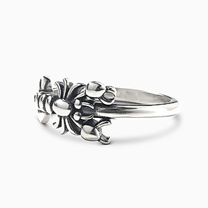Jeulia Sterling Silver Ring for Women Men Boys Lobster Shape Design Band Art Deco Vintage Gothic Wedding band Anniversary Promise Jewelry With Gift Box (Sideways Lobster, 6.5)