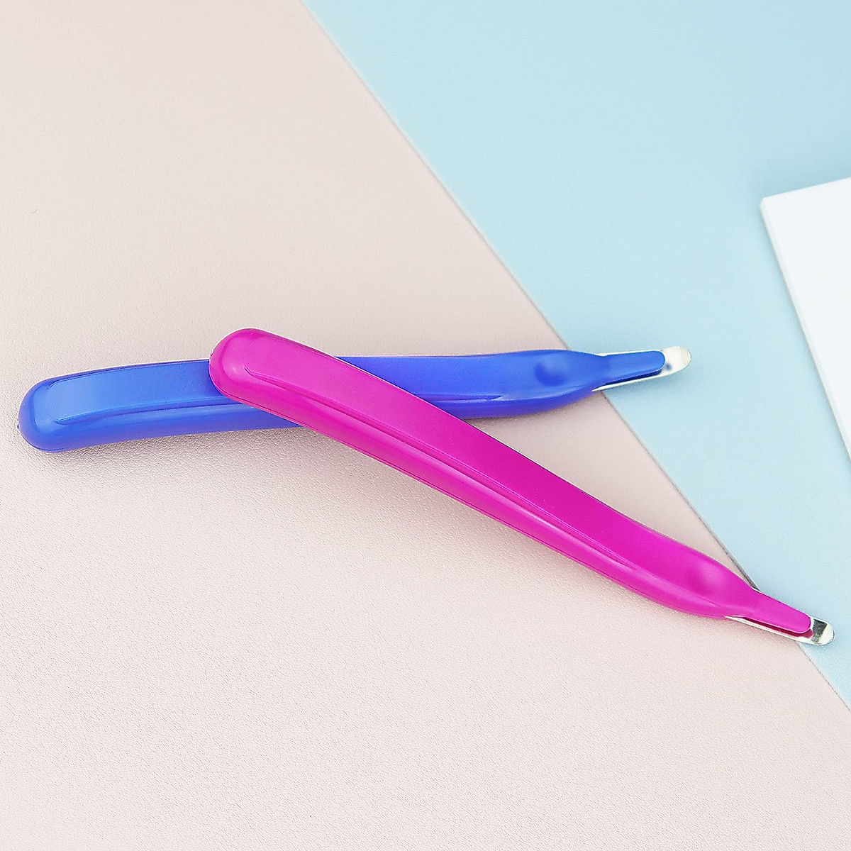 ZZTX 3 PCS Professional Magnetic Staple Remover Puller Rubberized Staples Remover Staple Removal Tool for School Office Home(Blue, Rose, Green)