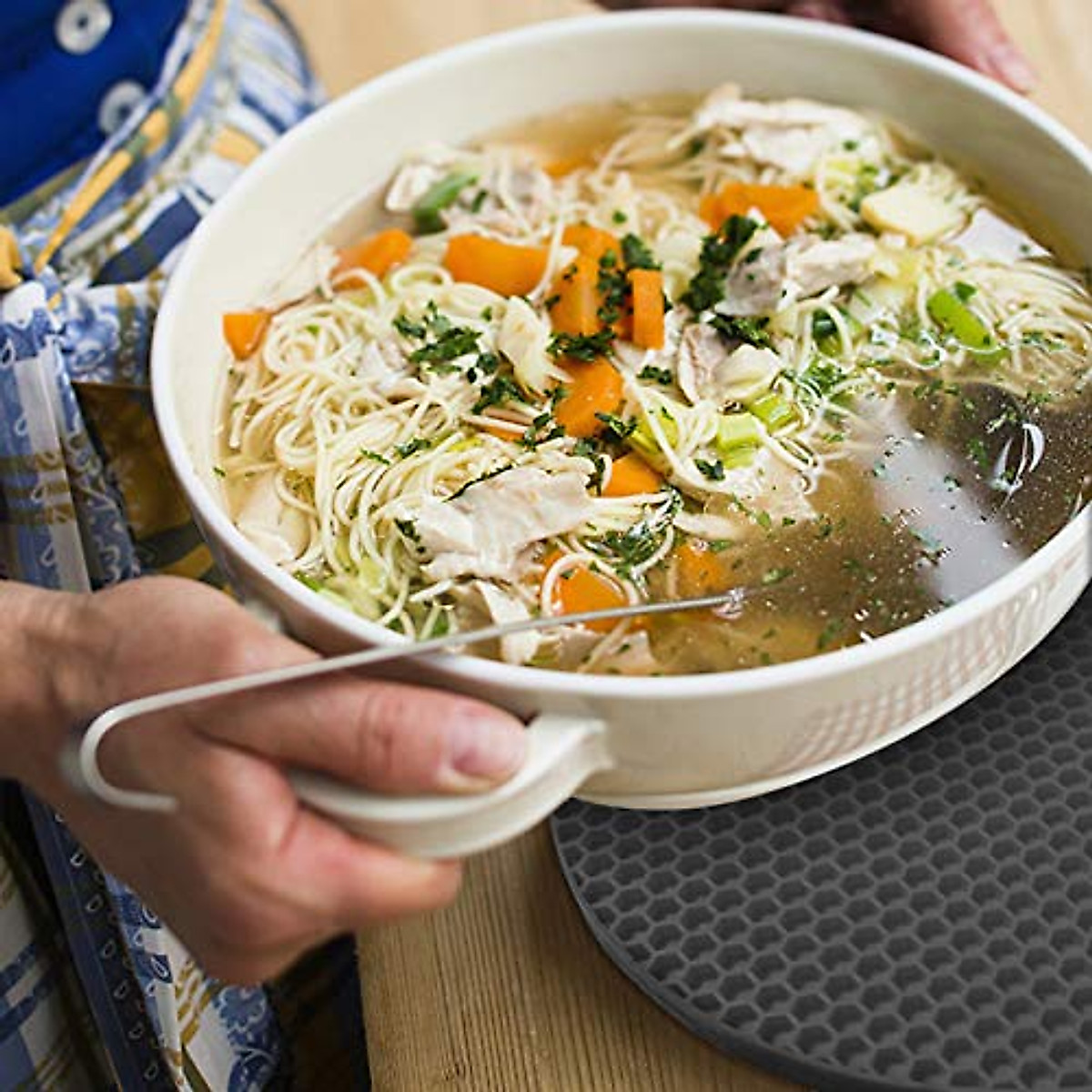 Honeycomb Pot Holder Trivet Mats, KUFUNG Heat Resistant Table Dish Drying Mat, Hot Pads Spoon Rest, Non Slip, Flexible, Durable, Dishwasher Safe (Grey, Round - Thicker Style)
