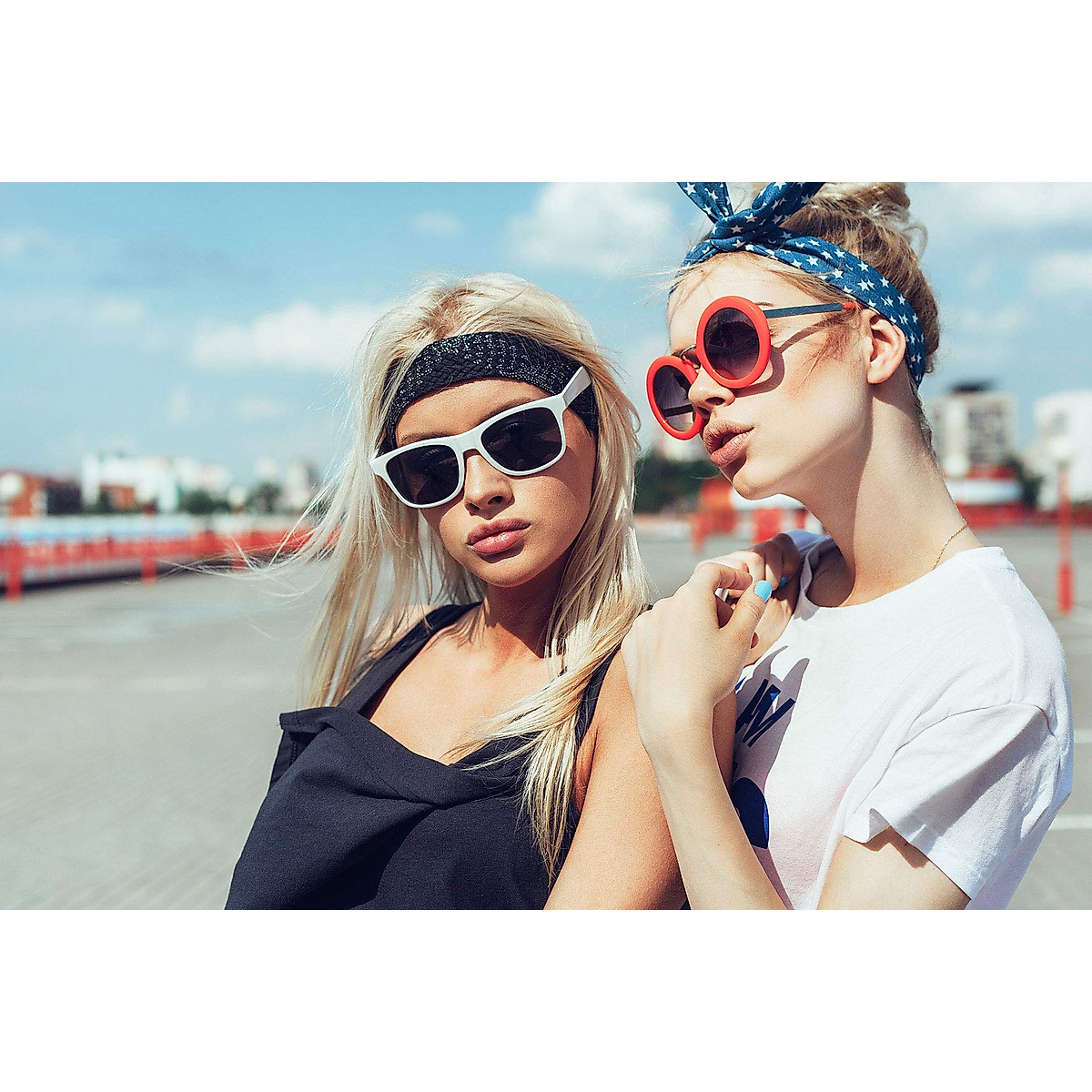 Hard Sugaring Paste for Bikini, Brazilian, Arms , Plastic Sugaring Paste Applicator