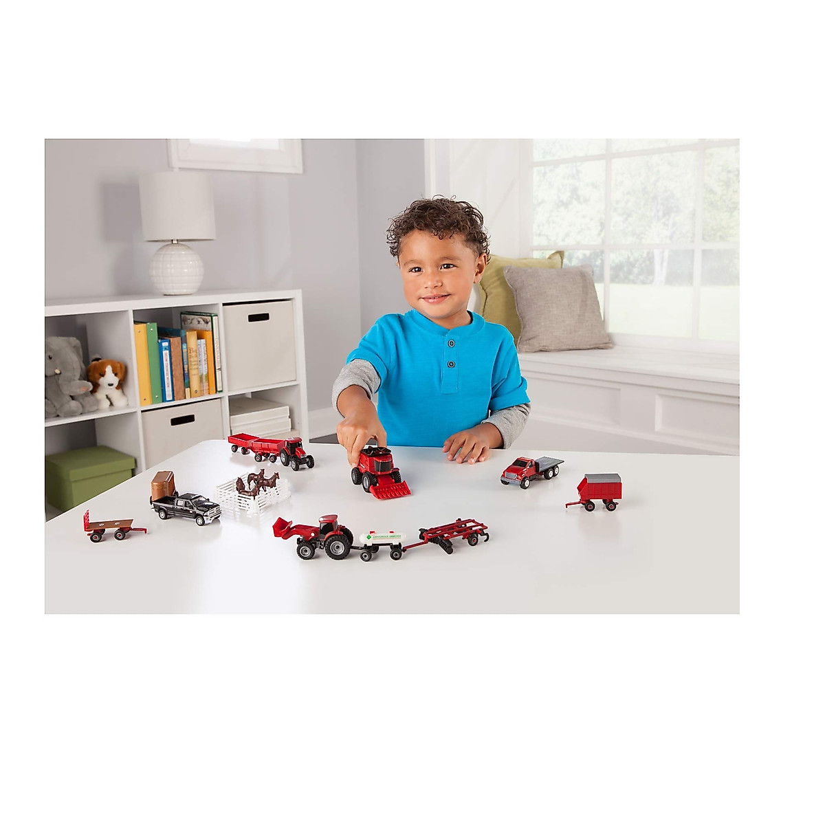 ERTL 1/64 Case IH Tractor and Vehicle 20 Piece Value Set ZFN44091