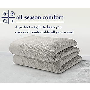 California Design Den 100% Cotton Blanket Queen Size/Full Size, Lightweight & Breathable Bed Blanket for Summers, Herringbone Design, Light Gray Queen Blanket, All-Season Throw (Light Gray)