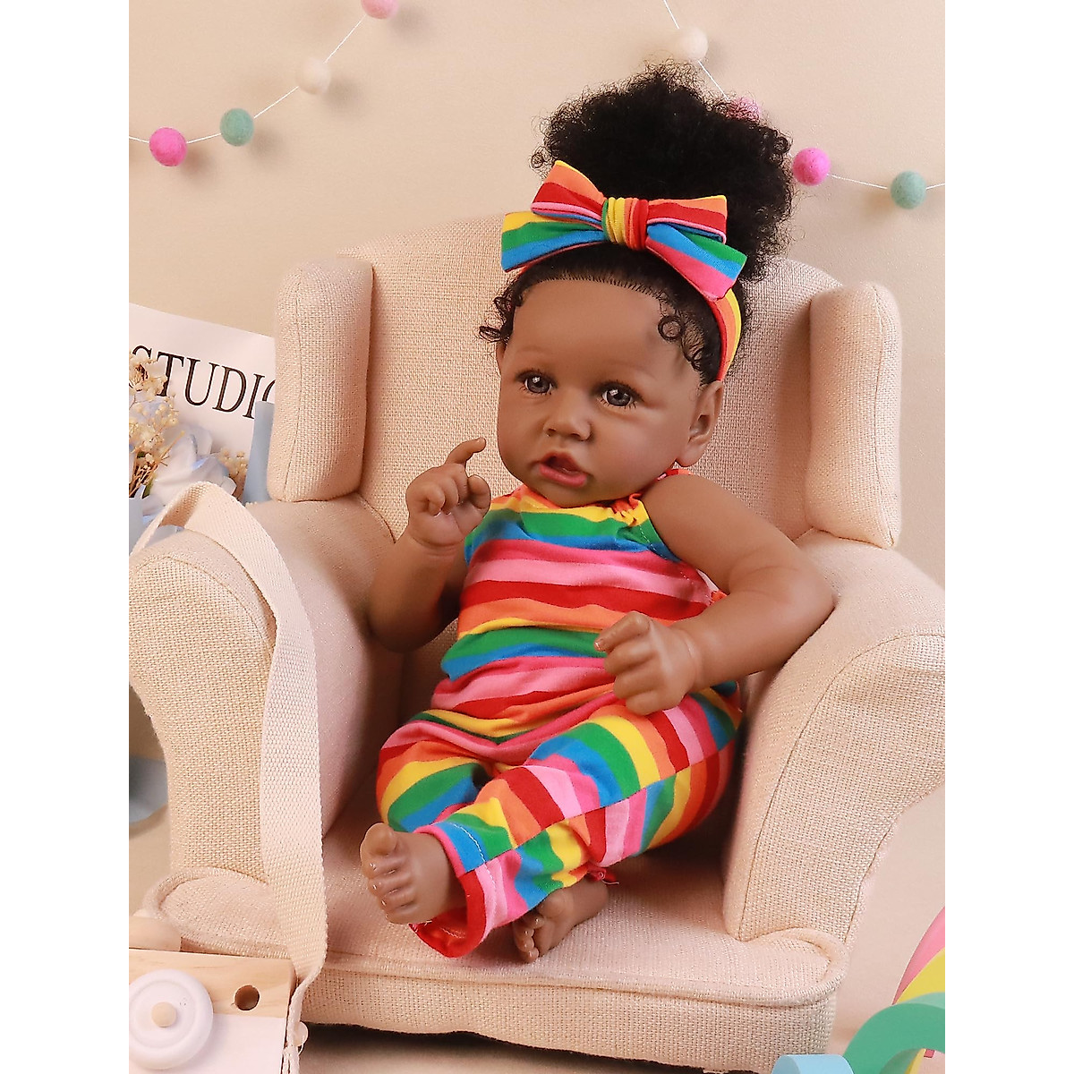 HOOMAI Lifelike Reborn Baby Dolls with Soft Body African American Realistic Girl Doll 22.8 Inch Best Birthday Gift Set