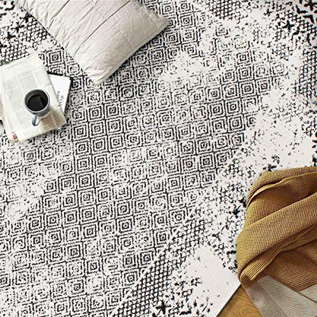 Rugshop Bohemian Distressed Border Stain Resistant High Traffic Living Room Kitchen Bedroom Dining Home Office Area Rug 5'x7' Black