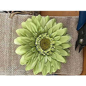 handrong 100pcs Burlap Gift Bag Burlap Bags with Drawstring Jewelry Pouch Jute Hessian Sack Packing Storage Linen bags for Wedding Party Birthday Holiday Treat DIY Art Craft Christmas Favor