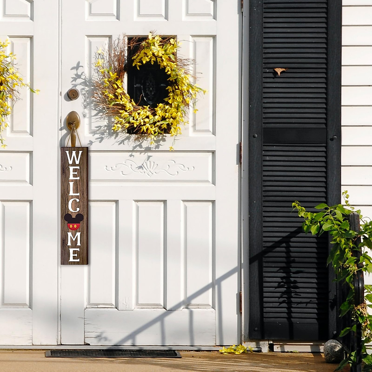 FUEMEILY 15.7'' Cute Mouse Seasonal Interchangeable Home Sign for Front Porch,18pcs Interchangeable Hanging Vertical Welcome Door Sign for Farmhouse/Wall/Porch Decor and Housewarming Gift