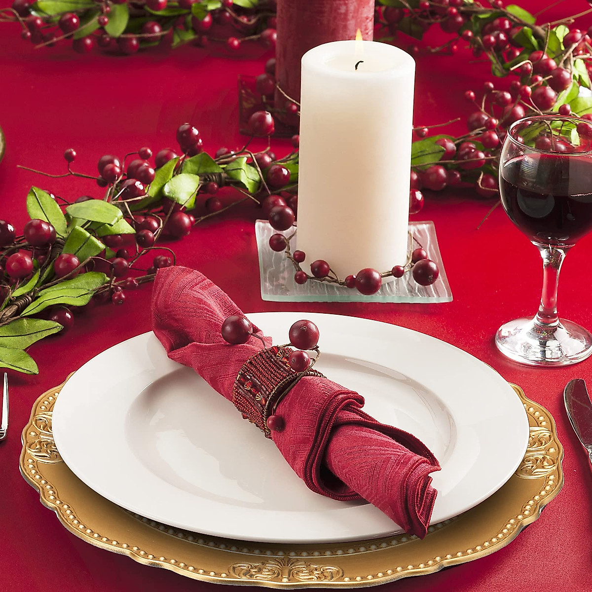 Nuanchu 18 Pack Gold Charger Plates 13 Inch Scalloped Dinner Plates with Bead Rim Embossed Plastic Chargers for Dining, Wedding, Banquets, Party, Event, Anniversary, Holidays Decoration