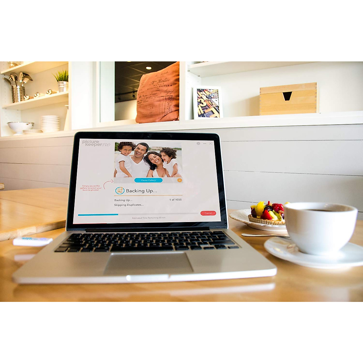 Picture Keeper PRO 64GB Smart USB Professional Storage Flash Drive for Photos, Videos, Music and Docs. More Than Just a Photo Backup Stick. for PC/MAC/Laptops/Computers