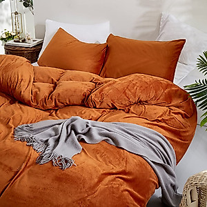 CLOTHKNOW Terracotta Velvet King Size Duvet Cover Set 3Pcs Fluffy Bedding Sets Rust Bedding Orange Comforter Cover Caramel Bedding for Men Women