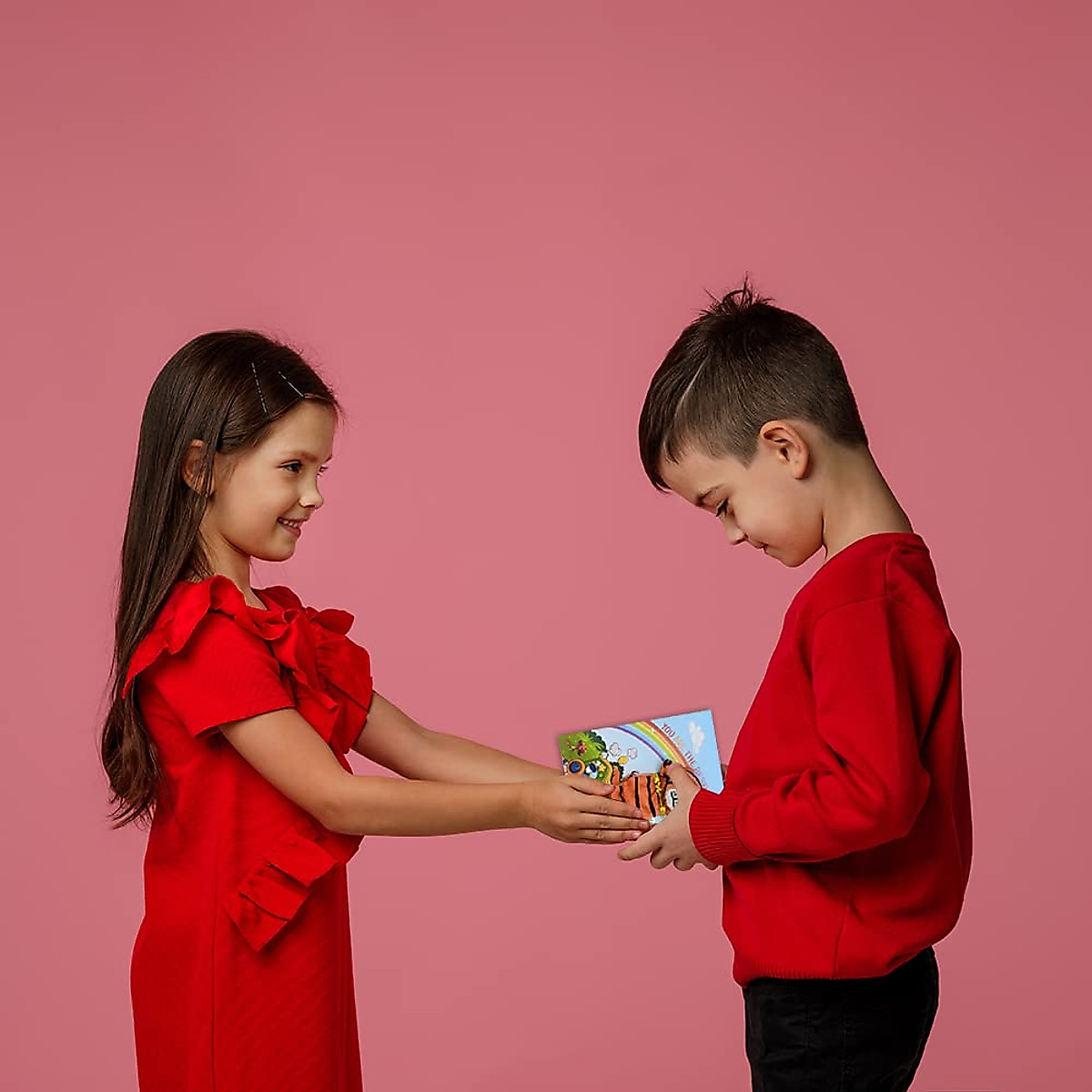 Valentines Day Card with Plush Animal Finger Puppet Toys Sets, 16Pcs Cartoon Hand Puppets for Kids Valentine's Day Preschool Classroom Exchange Prizes, Valentine Theme Party Favor