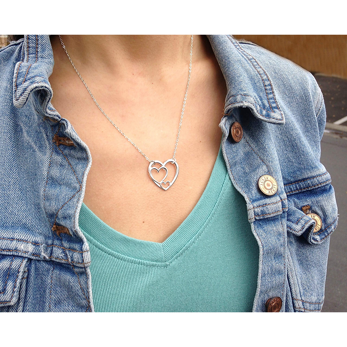 EFYTAL Gifts for Grandma, Sterling Silver Triple Heart Necklace for Mom & Granddaughter, Grandmother Mothers Day Gift