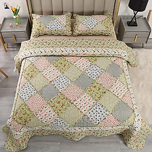 King Size Patchwork Quilt Set Green Floral Reversible Quilted Bedspread Coverlet Set 3-Piece Comforter Lightweight Stitched Quilt Bedding Set Bed Cover Blanket with 2 Pillow Shams for All Seasons