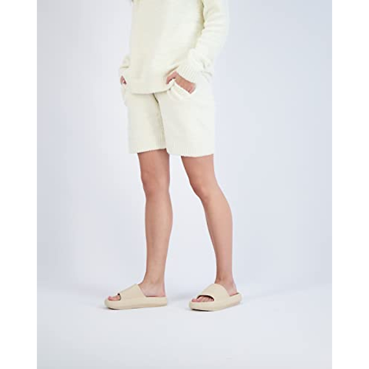 CUSHIONAIRE Women's Feather cloud recovery slide sandals with +Comfort, Khaki 6