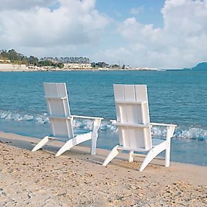 Psilvam Modern Adirondack Chairs Set of 4, Oversized Poly Lumber Fire Pit Chair, 350 Lbs Support Patio Chairs for Garden, Weather Resistant Adirondack Chair Looks Like Real Wood (4, White)