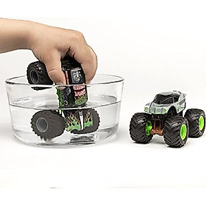 Monster Jam - Color Changing cars - Grave Digger vs. Alien Invasion Monster Truck/Monster Trucks for boys 5 years old/Monster Trucks for boys 3 years/Monter Truck for kids