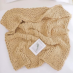 YAAPSU Chunky Knit Blanket Throw 51"x63", Soft Jumbo Chenille Throw Blanket, 100% Hand Knitted Throw Blankets for Couch Bed, Big Thick Yarn Cable Knit Blanket, Large Rope Knot Crochet Blanket (Tan)