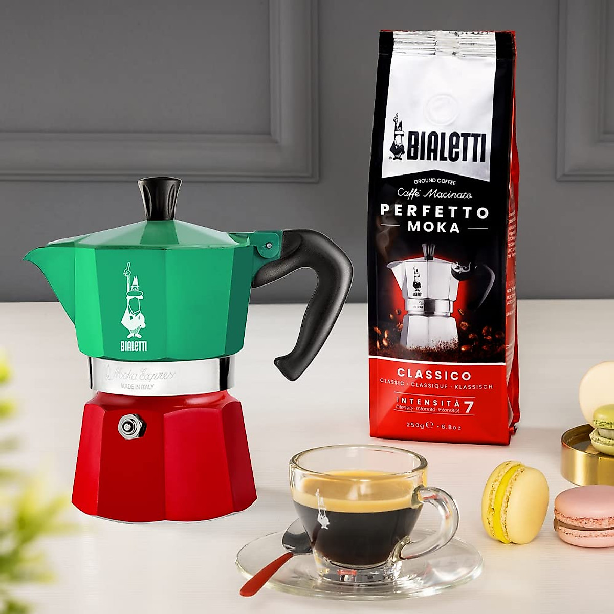 Bialetti - Moka Express Italia Collection: Iconic Stovetop Espresso Maker, Makes Real Italian Coffee, Moka Pot 3 Cups (4.3 Oz - 130 Ml), Aluminium, Colored in Red Green Silver