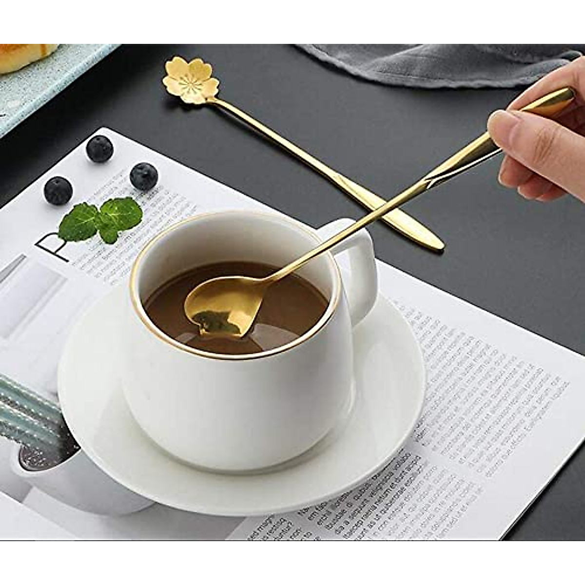 Stainless Steel Tableware Creative Flower Coffee Spoon, Sugar Spoon, Stirring Spoon, Mixing Spoon, Stir Bar Spoon, Tea Spoon, Ice Tea Spoon for Tea, Cake, Dessert Ice Cream Spoon, Set of 4, (Gold - 4)