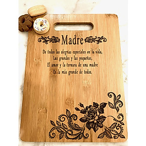 Gift for mom Spanish-Regalo para el mamá-Tabla de cortar de bambú grabada única-Mother gift in Spanish bamboo cutting board (22x30cm)