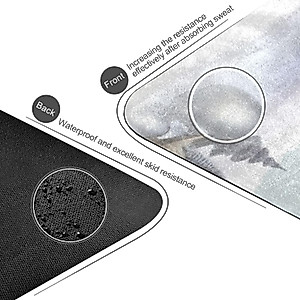 GOODOLD Christmas Snowman Yoga Mat, 71 x 26 Inch Non-slip Yoga Mats Folding Travel Exercise Mat Indoor Outdoor Gym Pilates with Storage Bag for Women Men