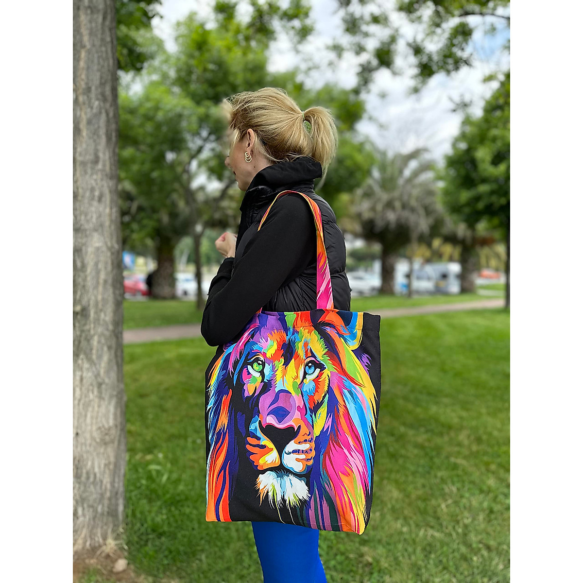 Cute Lion Tote Bag - Lion Figurine - Animal Themed Bag - Canvas Tote Bag for Women - Lion Decor - Aesthetic Large Beach Tote Bag Cute for Grocery Shopping Utility Book Teacher (Black - Lion)