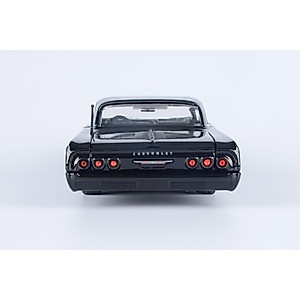 Motor Max 73259AC-BK Chevy Impala, Black 73259AC-BK - 1/24 Scale Diecast Model Toy Car