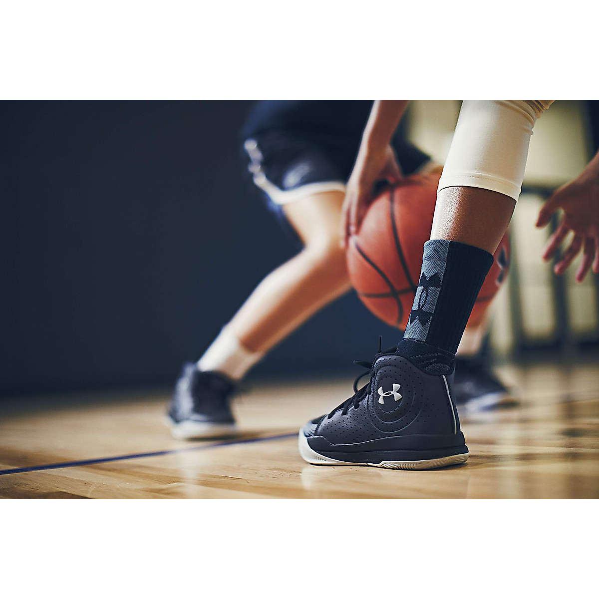 Under Armour Youth Playmaker Mid-Crew Socks, 1-Pair , Black/Pitch Gray , Small