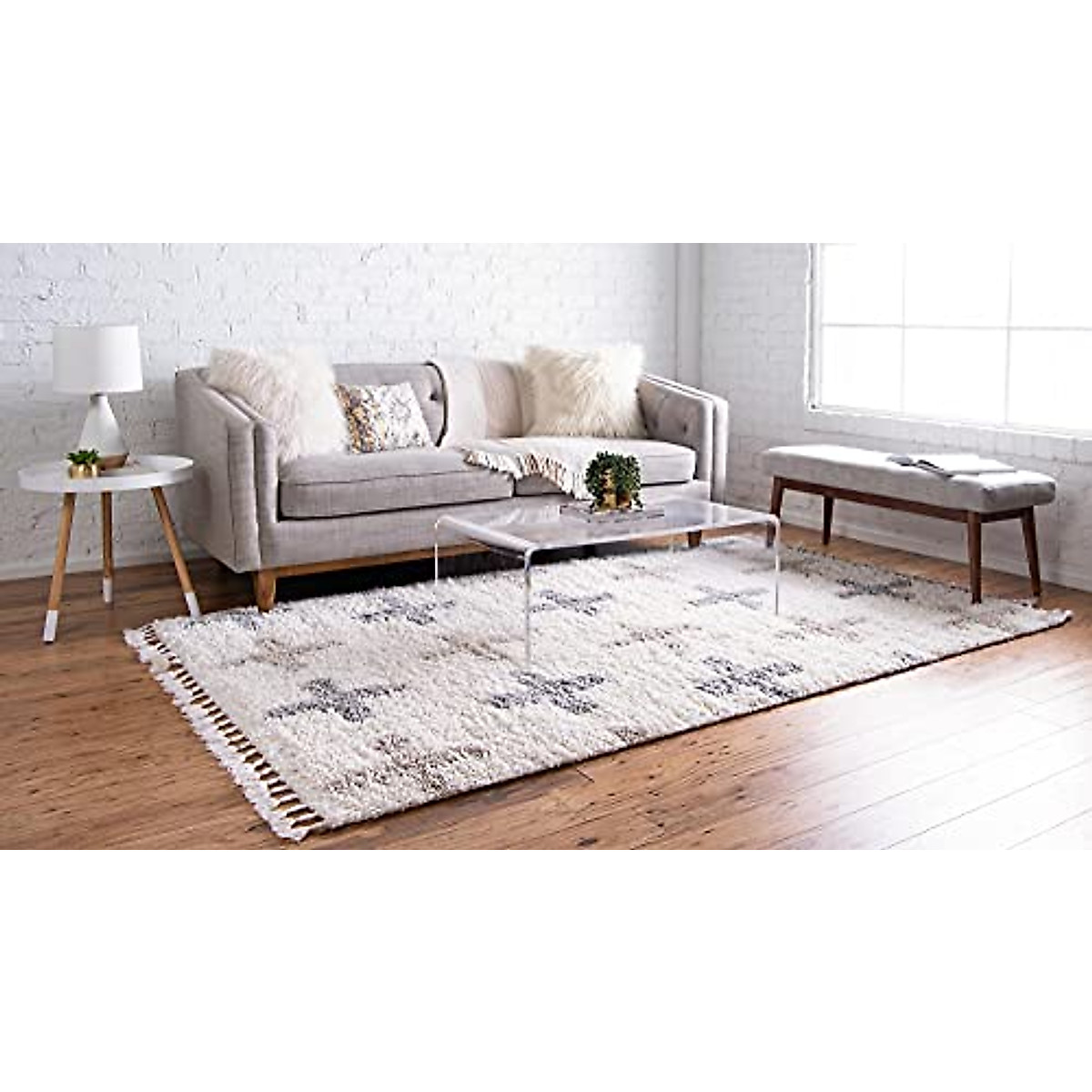 Unique Loom Hygge Shag Collection Modern Moroccan Inspired, Geometric Design, Plush & Cozy Area Rug, 2' 2" x 3' 0", Ivory/Tan
