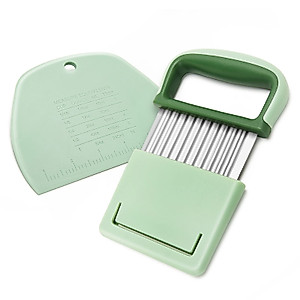 COLGRE Vegetable Chopper - Stainless Steel Blade Crinkle Cutter/Wavy Knife Veggies French Fry Slicer and Plastic Dough/Cake Scraper,2 piece (Green)
