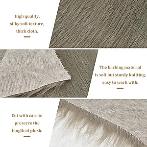 FINGERINSPIRE Faux Fur Fabric 21.7x21.7 Inch Rectangle Shaggy Plush Fluffy Fuzzy Fur Patch Gray Precut Faux Fur Square Fabric Sewing Fur Cuts for Fursuit Cosplay Costume Dwarf Craft Supply Decoration