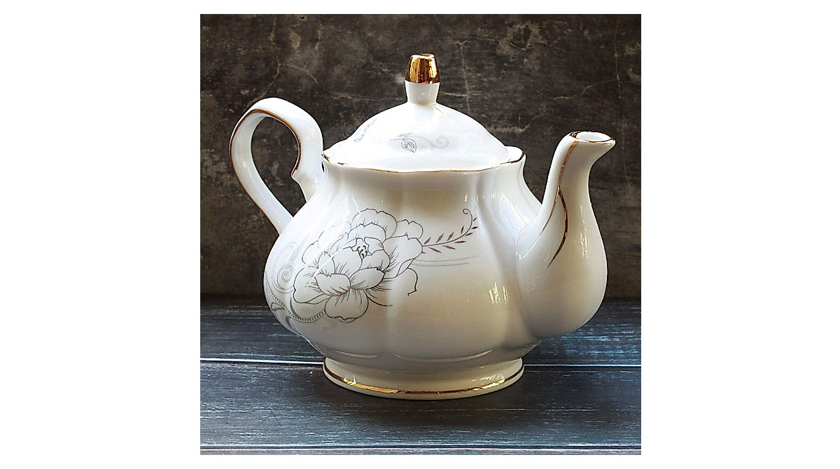Jomop Ceramic Tea pot Floral Design White 855ml About 4 Cups (Gold) — 🛍️ The Retail Market