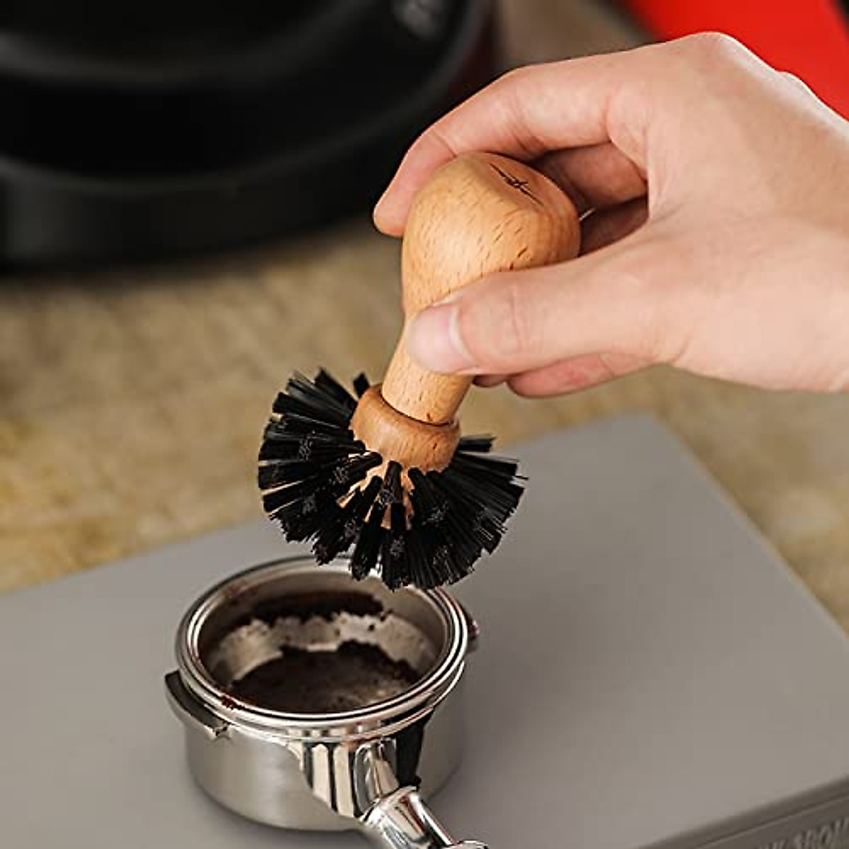 MHW-3BOMBER Coffee Portafilter Cleaning Brush Espresso Machine Portafilter Brush Speacial for 58mm Portafilter Professional Barista Cleaning Tools Effectively Cleaning B5341