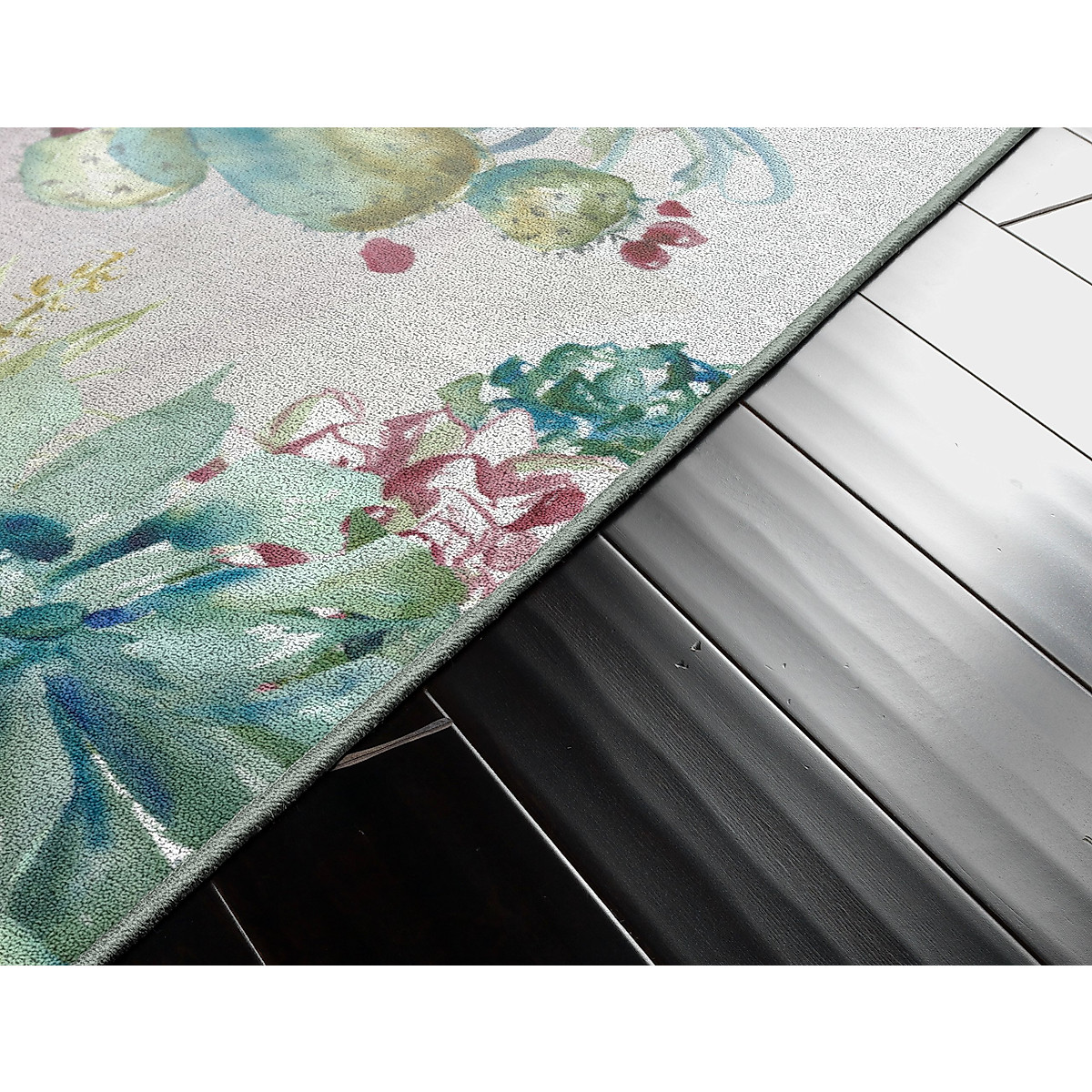 Brumlow Mills Succulent Floral Garden Area Rug for Dining Room or Kitchen Mat, Bedroom Doorway and Entryway Rug, 1'8" x 2'10", Green