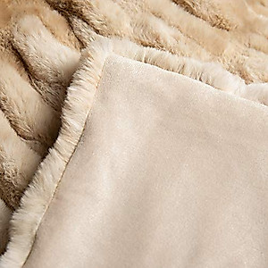 Super Soft Faux Fur Throw Blanket- Royal Luxury Cozy Plush Blanket use for Couch Sofa Bed Chair, Reversible Fuzzy Faux Fur Velvet Blanket 50 Inch x 60 Inch (Beige)