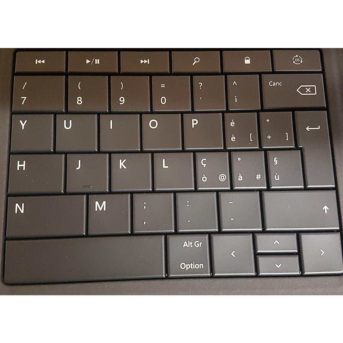 Microsoft Wireless Universal Foldable Keyboard for iPad, iPhone, Android Devices, and Windows Tablet:International QWERTY Layout