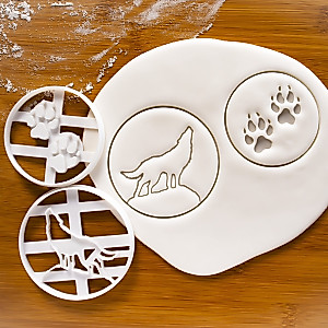 Set of 2 Wolf cookie cutters (Designs: Howling Wolf and Wolf Paw Prints), 2 pieces -Bakerlogy