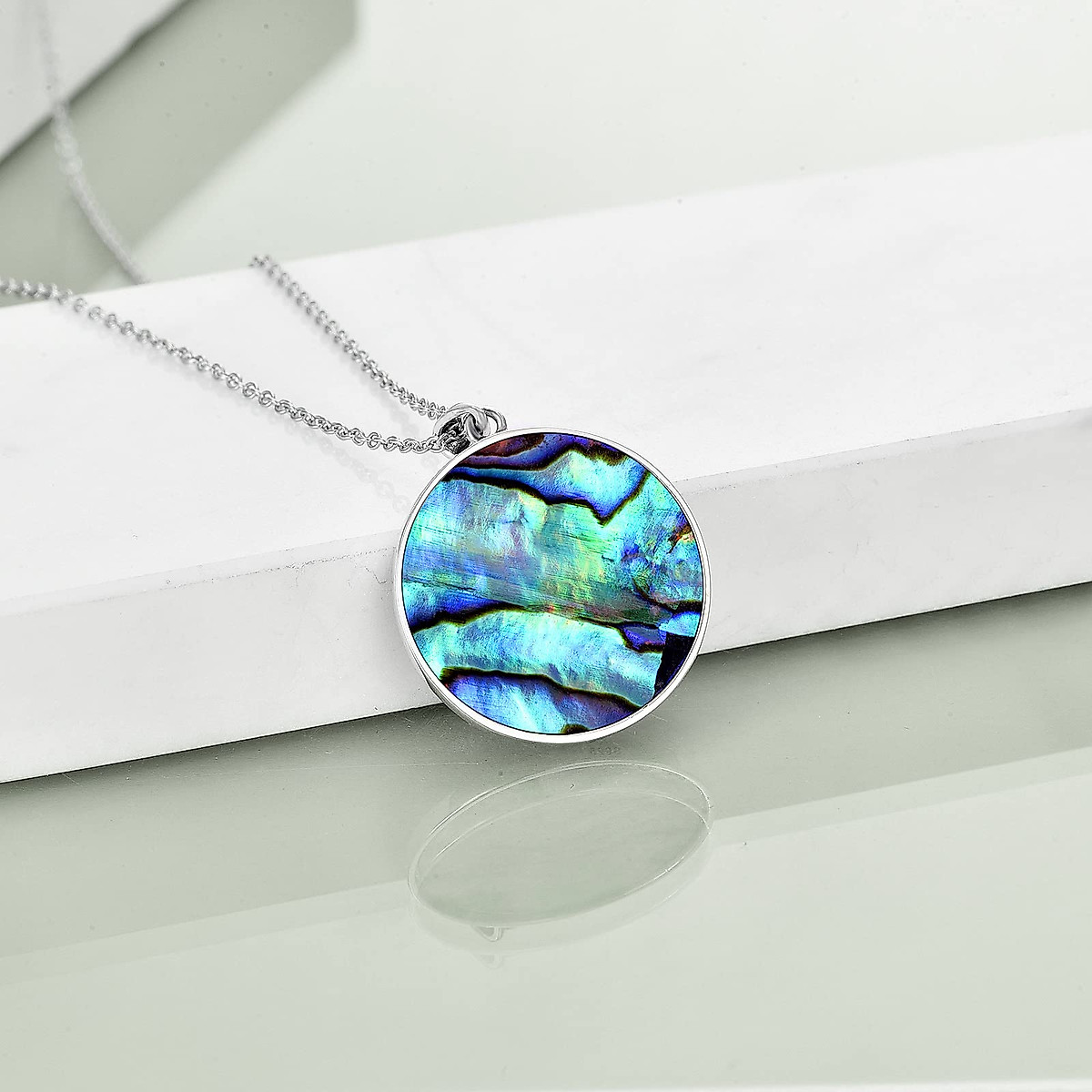 WINNICACA Sterling Silver Highland Cow Necklace for Women Cow Head Pendant Jewelry Cow Gifts for Teen Girls Unique Western Necklace Funny Birthday Gifts for Animal Cow Lover