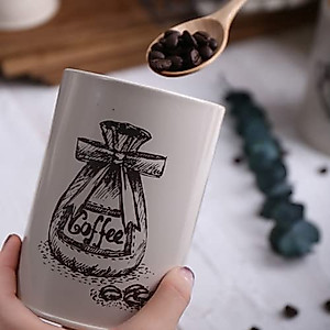 YOUEON Canister Sets for Kitchen Counter, Metal Vintage Kitchen Canisters Set of 3, Coffee Sugar Tea Canister Set, Food Storage Canister with Bamboo Lid, Farmhouse Kitchen Decor, Beige