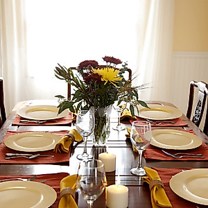 ZEAYEA 12 Pack Gold Charger Plates, 13 Inch Plastic Round Dinner Charger Plates for Wedding Party, Elegant Tabletop Decor