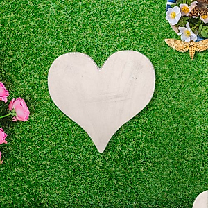 Comfy Hour 1" Cast Iron Rustic Style Heart Garden Stepping Stone for Garden Decoration, Beige, Spring in Garden Collection