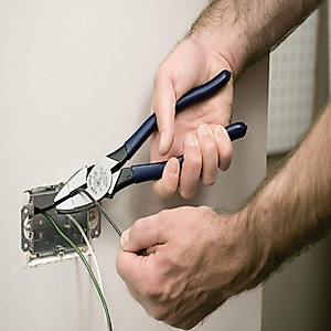 Dipped Plier Kit, Diagonal-Cutting, Needle-Nose, Side-Cutting High Leverage Linesman Pliers, Cutter and Crimper, 5-Piece