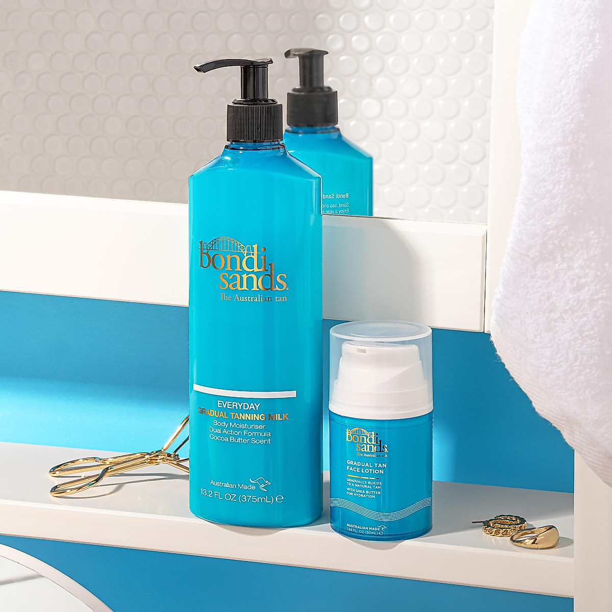 Bondi Sands Gradual Tanning Face Lotion | Enriched with Shea Butter, Develops to a Gradual Tan for Nourished, Glowing Skin | 150 mL, 5.07 Fl. Oz.