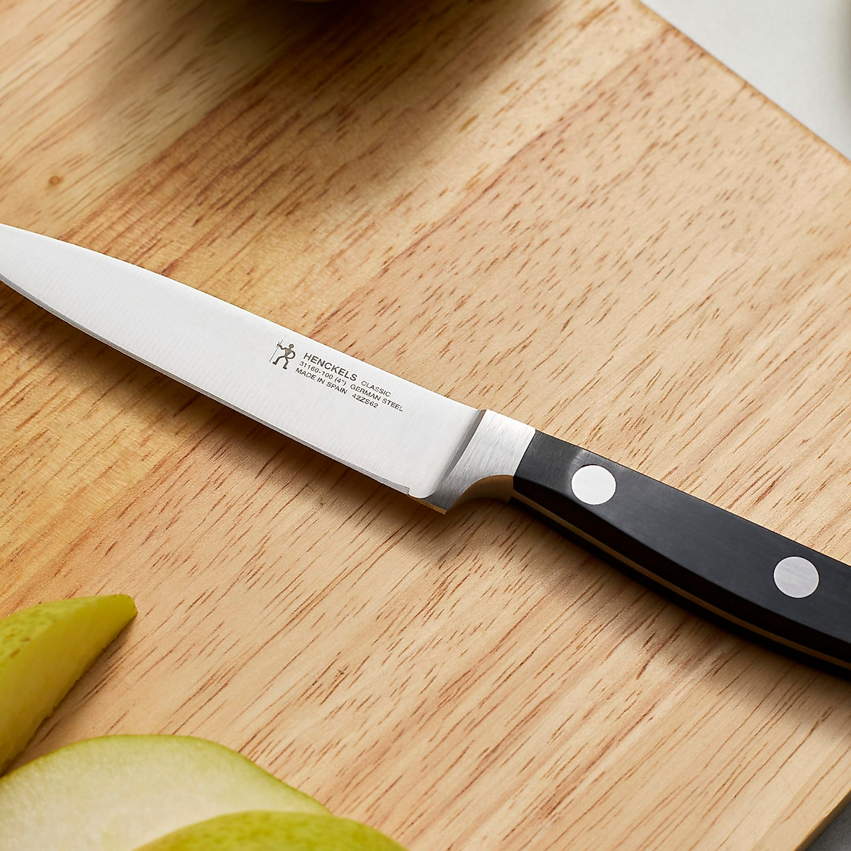 HENCKELS Classic Razor-Sharp 4-inch Paring Knife, German Engineered Informed by 100+ Years of Mastery
